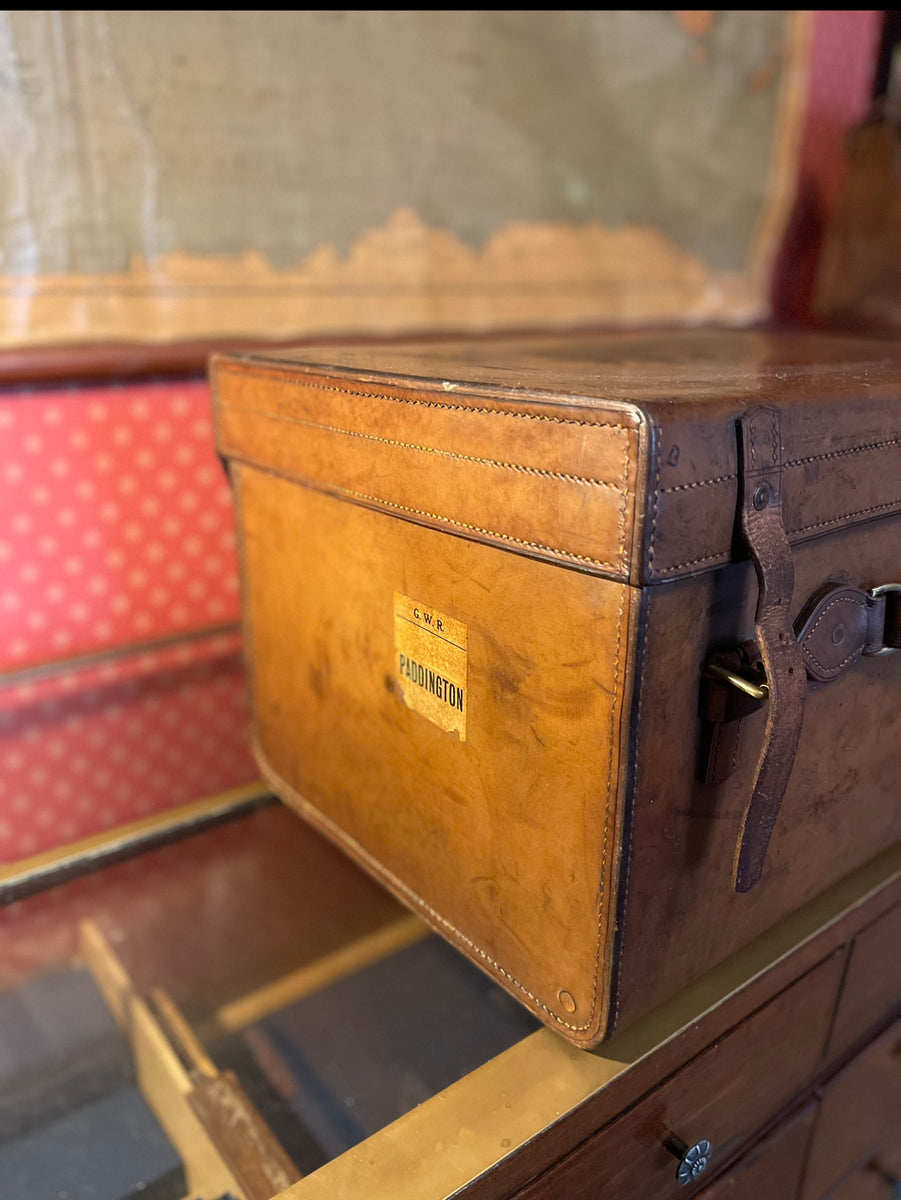 HENRY HEATH LEATHER HAT BOX AND TOP HAT c.1900s – Oldfield Outfitters
